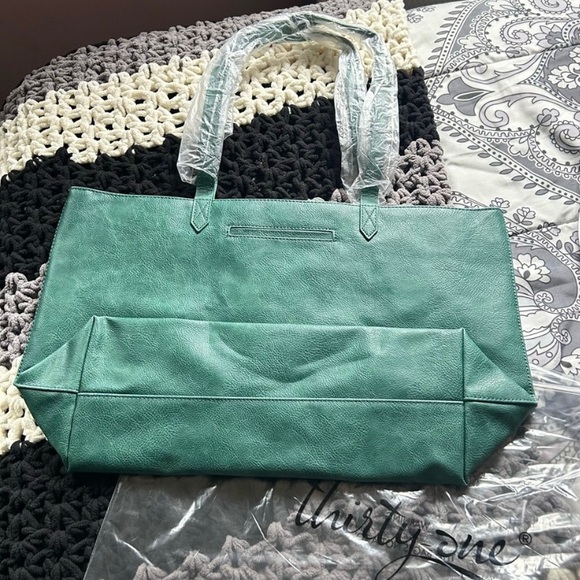 thirty-one | Bags | Thirtyone Distressed Pebble Modern Tote Jade Green ...